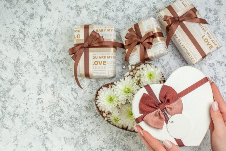 The Perfect Gift Set For Every Occasion: A Curated Guide | VogueMou
